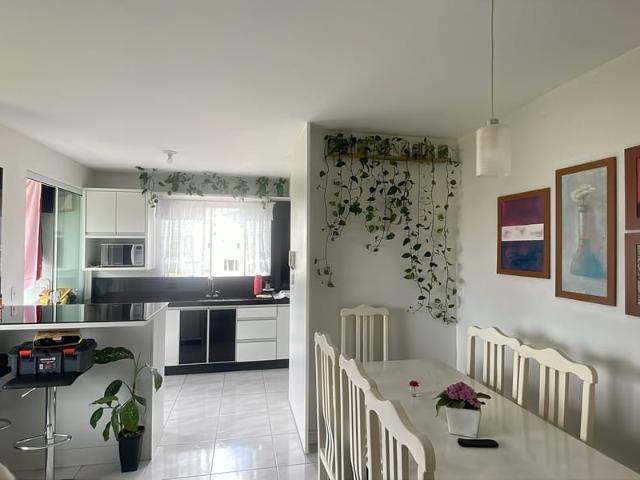 Quarto privativo em apartamento compartilhado