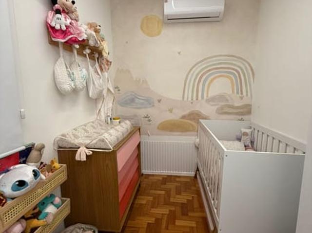 Quarto em apartamento de alto padrão em Icaraí
