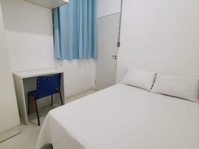Quarto em apartamento masculino na praça Savassi