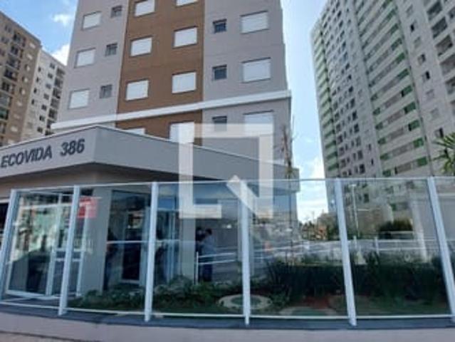 Quarto em Apartamento na Padroeira Osasco/SP