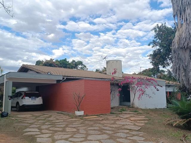 Quarto espaçoso 20m2 com banheiro privativo