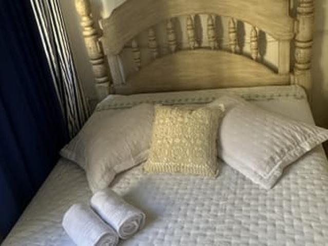 Quarto espaçoso em copa