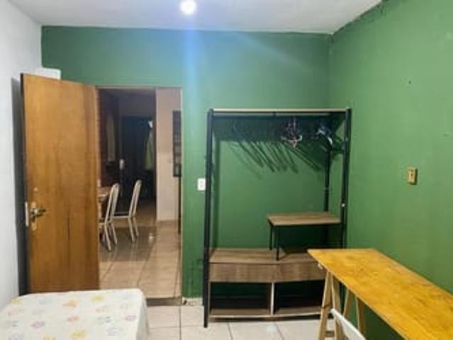 Quarto exclusivo metrô vila Madalena