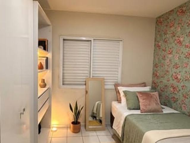 Quarto Feminino para estudantes