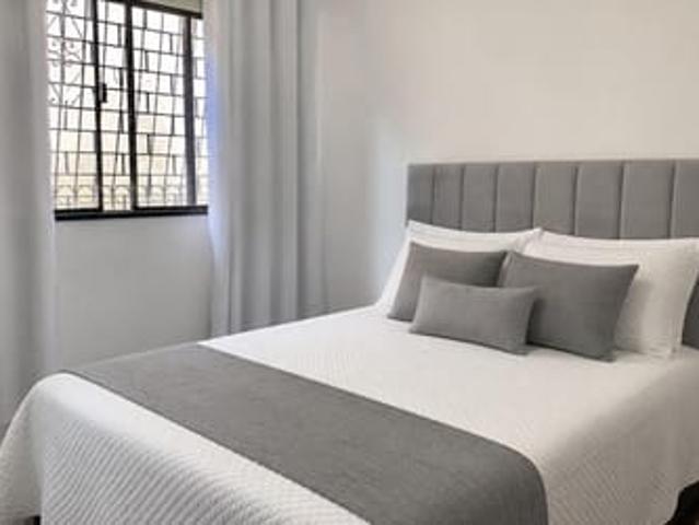 QUARTO FEMININO PRAÇA SAVASSI PRAÇA DA LIBERDADE  101