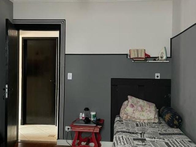 QUARTO INDIVIDUAL