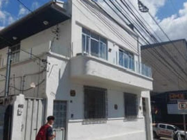 Quarto Individual Barro Preto