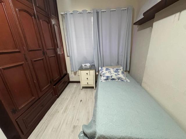 quarto individual com banheiro privativo