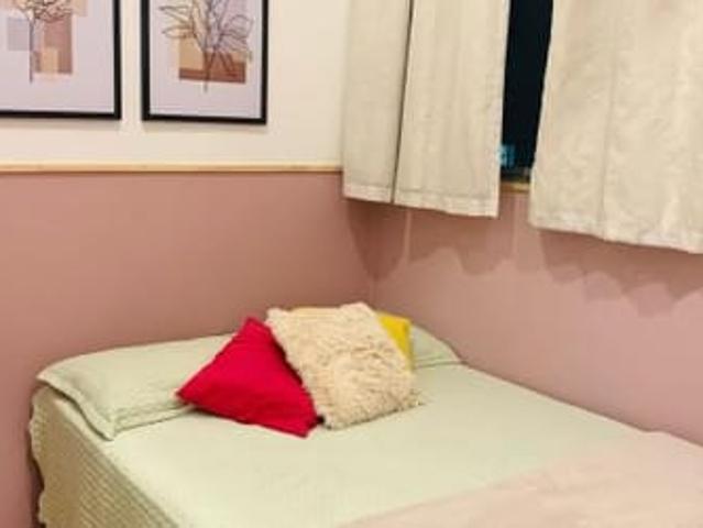 Quarto Individual com Entrada Independente no Lourdes