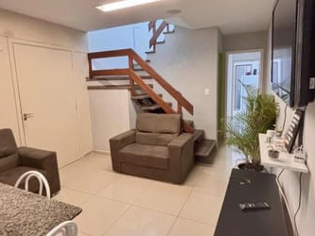 Quarto individual com sacada metrô klabin