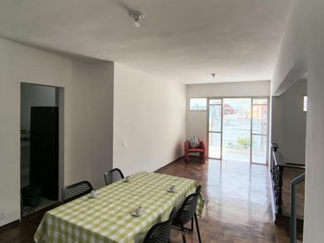 Quarto Individual com varanda