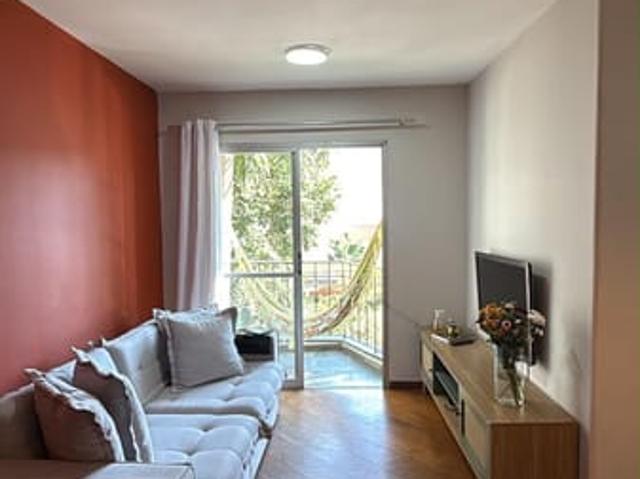 Quarto individual,disponível
