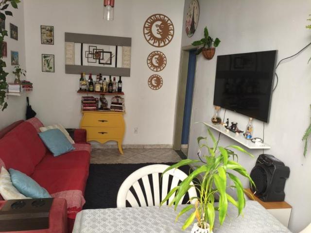 Quarto individual em apartamento no Flamengo