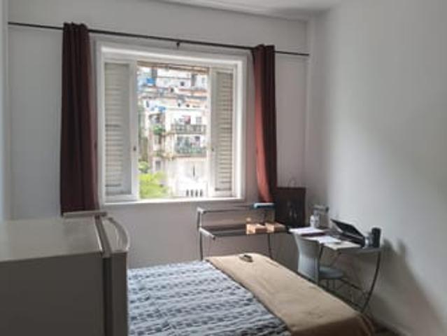 Quarto Individual em Apto Amplo Copacabana