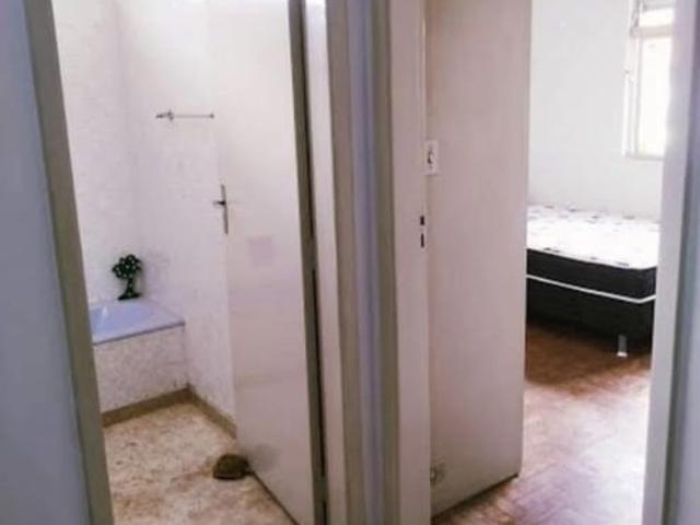 Quarto individual em casa próx metro Ana rosa