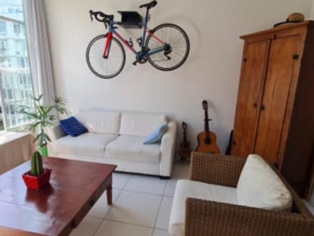 Quarto Individual em Copacabana a 1 quadra da praia