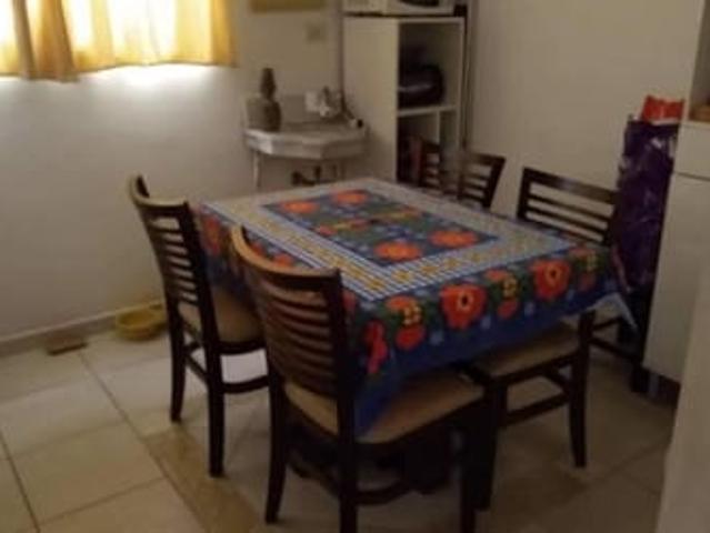 Quarto individual, grande e arejado