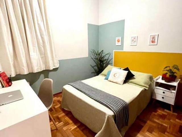 Quarto Individual Grande Lourdes / Centro
