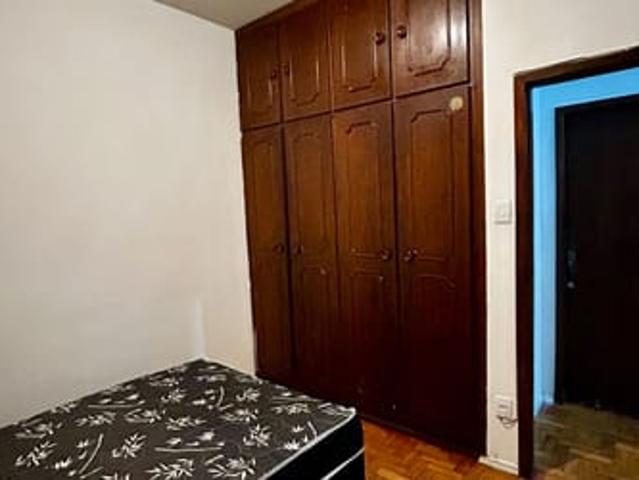 QUARTO INDIVIDUAL MASCULINO NO CENTRO DE BH