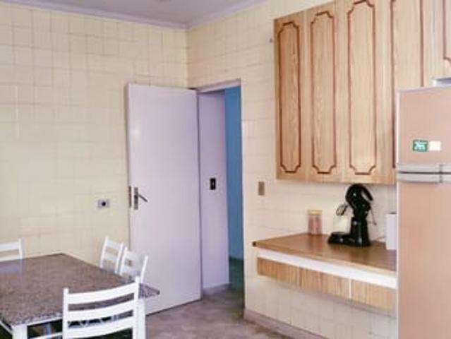 Quarto individual metrô Ana rosa
