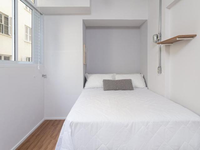 Quarto individual | Metrô Oscar Freire