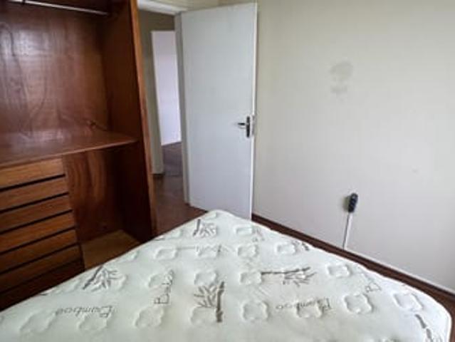 Quarto individual mobiliado