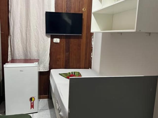 Quarto individual mobiliado