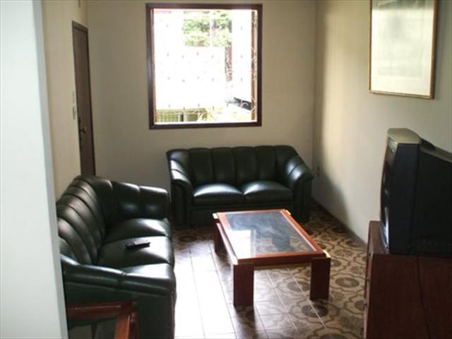 Quarto individual mobiliado