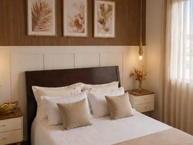 Quarto individual mobiliado, com garagem
