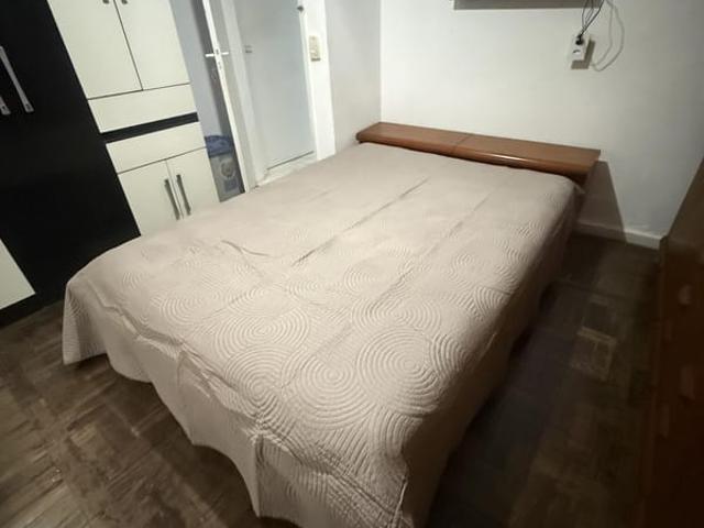 Quarto individual mobiliado a 50 metros do Mar!