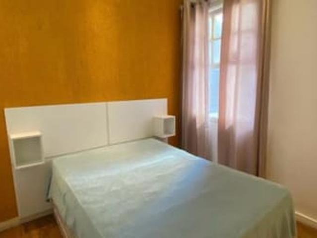 Quarto individual mobiliado em Pinheiros