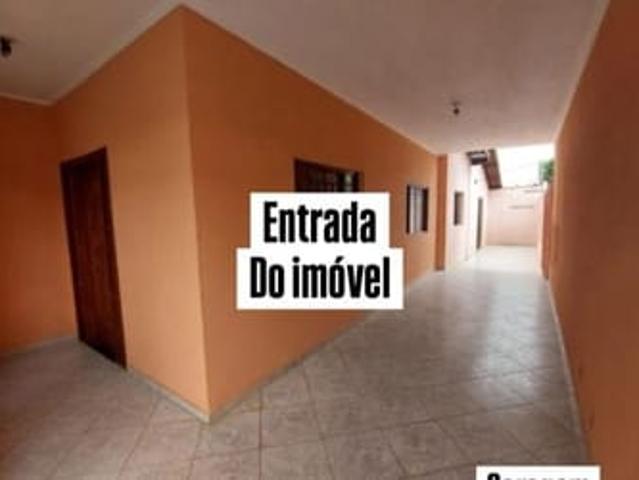 Quarto individual, mobiliado, incluso água, luz, internet