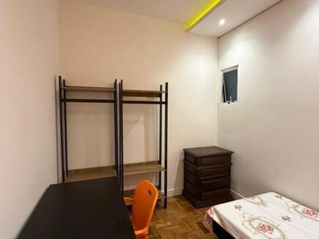 QUARTO INDIVIDUAL MOBILIADO PARA LOCAÇÃO EM PINHEIROS