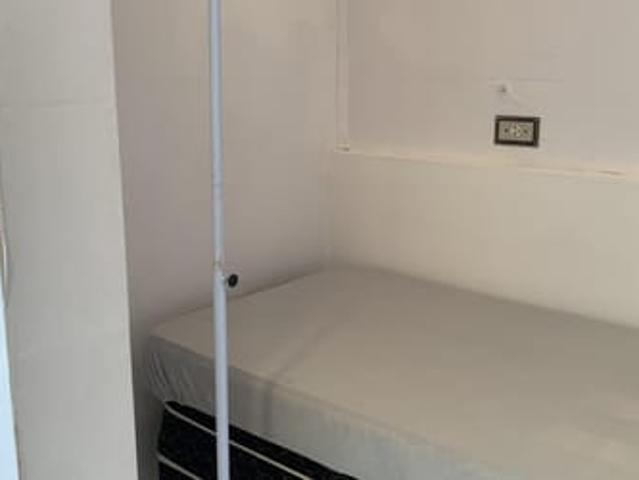 Quarto individual no Sumaré