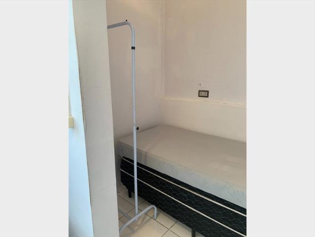 Quarto individual no Sumaré