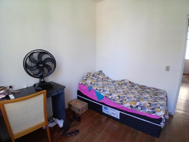 Quarto individual p/ moça perto metrô São Francisco