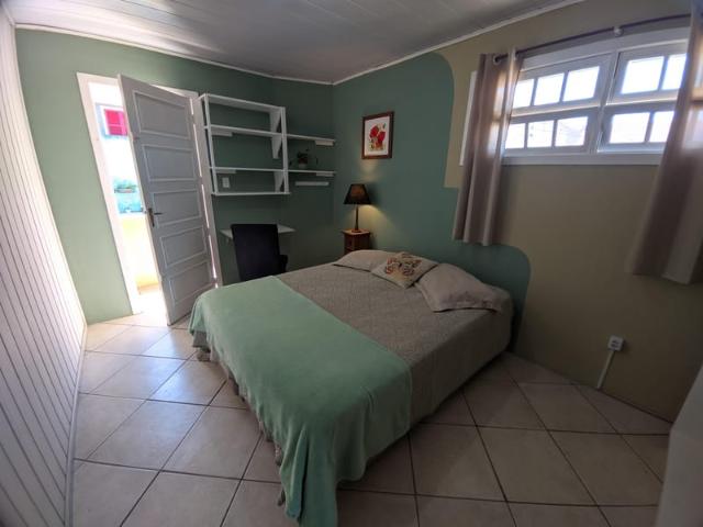 Quarto individual para mulheres à 15min do Centro