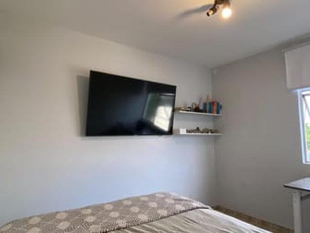 Quarto individual para dividir o ap. com mulher