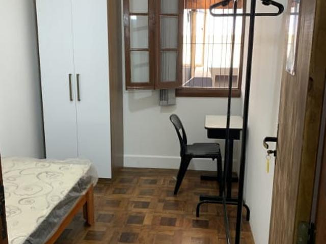 Quarto Individual para Homens. Bairro Liberdade / Aclimação