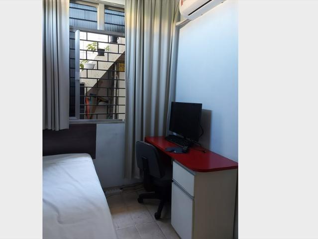 Quarto individual para 02 estudantes e/ou trabalhadores masculino ou 02 estudantes feminino em apart