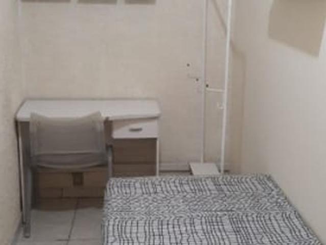 Quarto Office para RAPAZ no Tatuapé! $100 de desconto