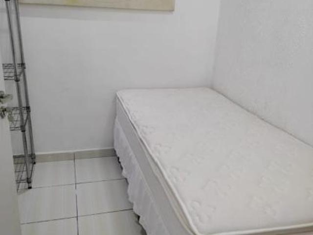 Quarto Mobiliado Ao Lado Do Parque Dom José