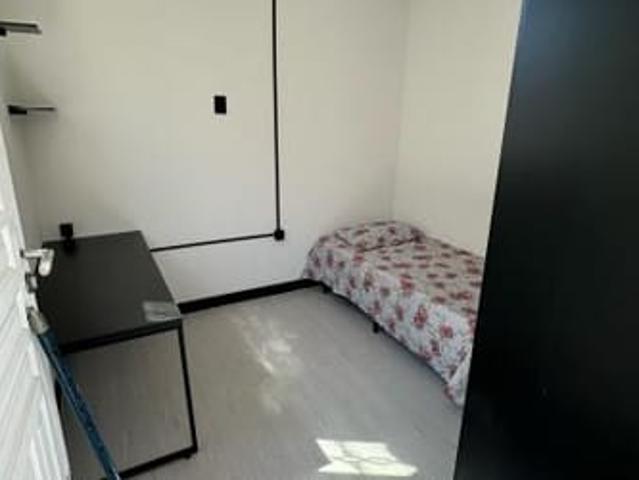 Quarto Mobiliado Disponivel Julho