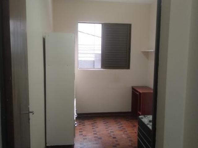Quarto Mobiliado em Apto no Centro de Curitiba