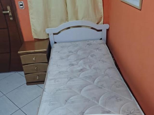 Quarto mobiliado individual