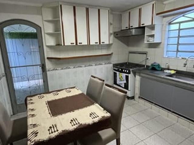 Quarto mobiliado individual