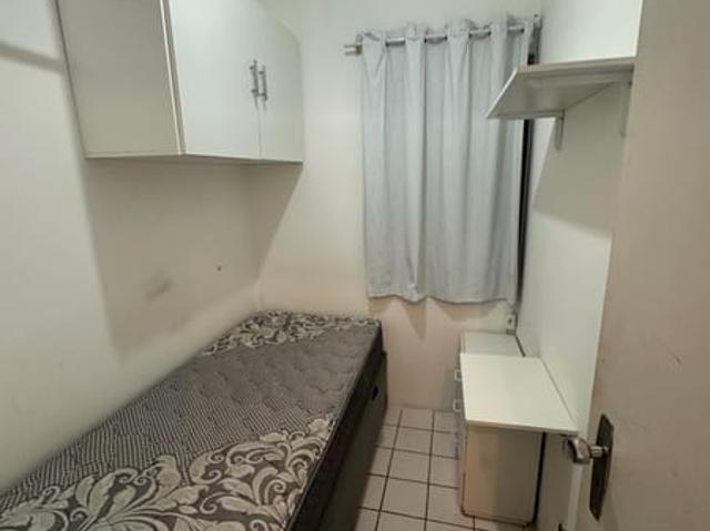Quarto mobiliado individual
