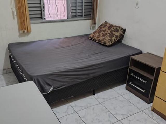 Quarto mobiliado individual com garagem opcional