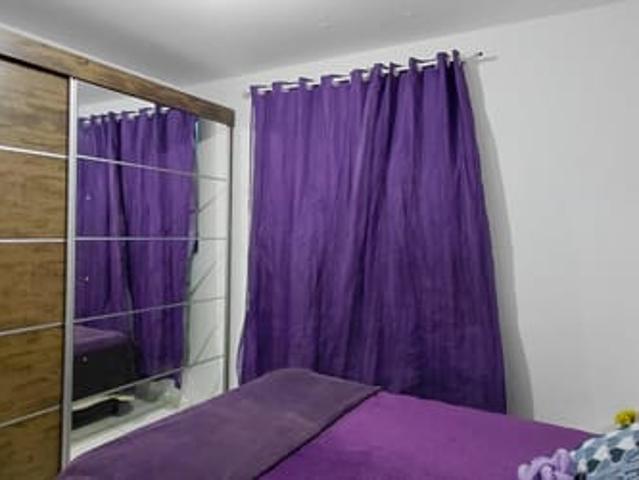 Quarto mobiliado próximo de turismo e faculdade