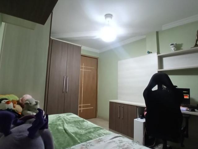 QUARTO MOBILIADO VAGA FEMININA